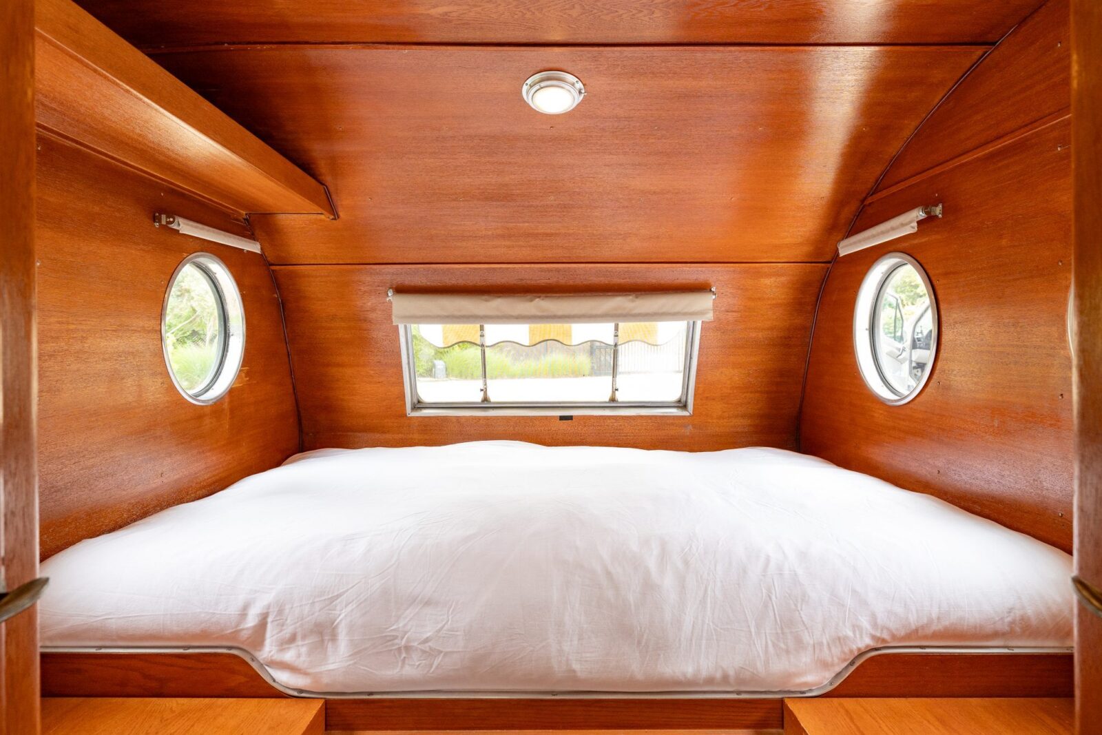 For Sale: A Classic 1952 Airfloat Navigator Travel Trailer