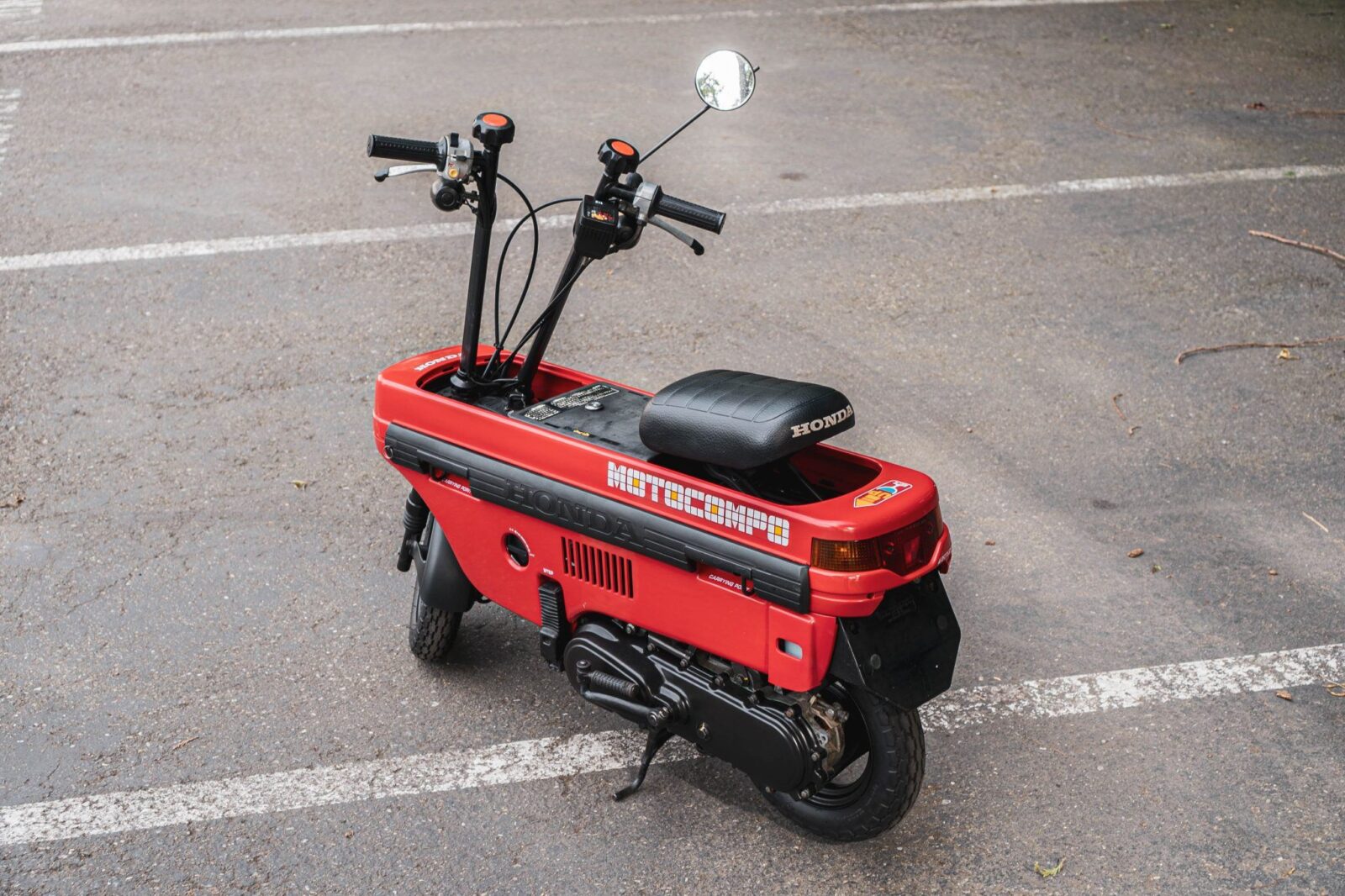 Honda Motocompo: A Folding Scooter That Fits In Your Trunk