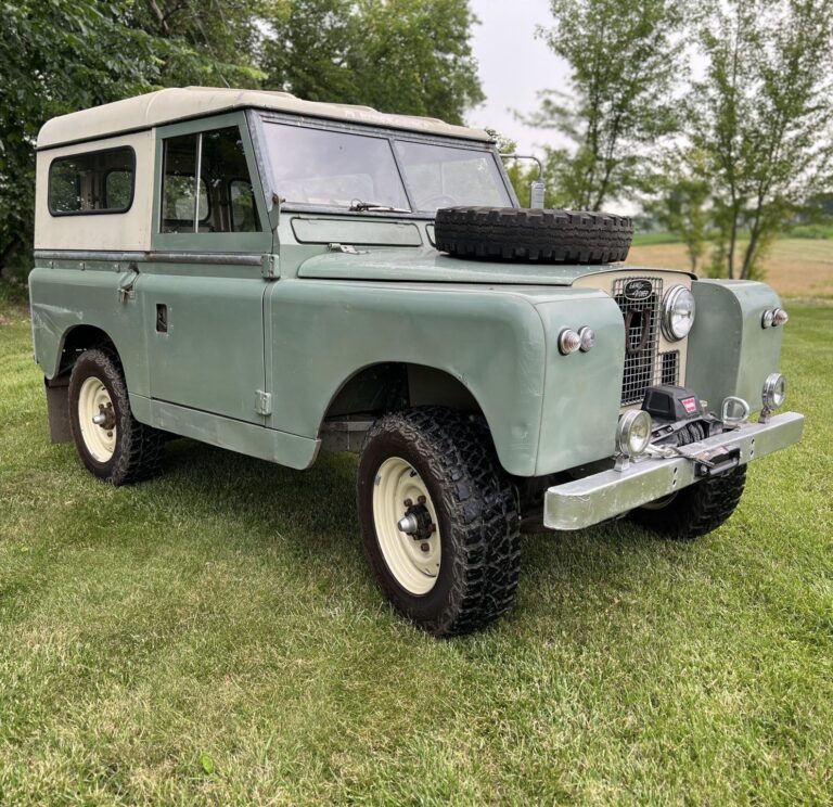 Unusual 4x4: A MerCruiser Boat Engine-Powered 1964 Land Rover Series IIA