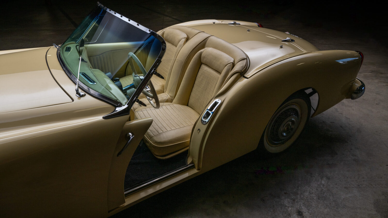A Rare American Classic: The Kaiser-Darrin Roadster