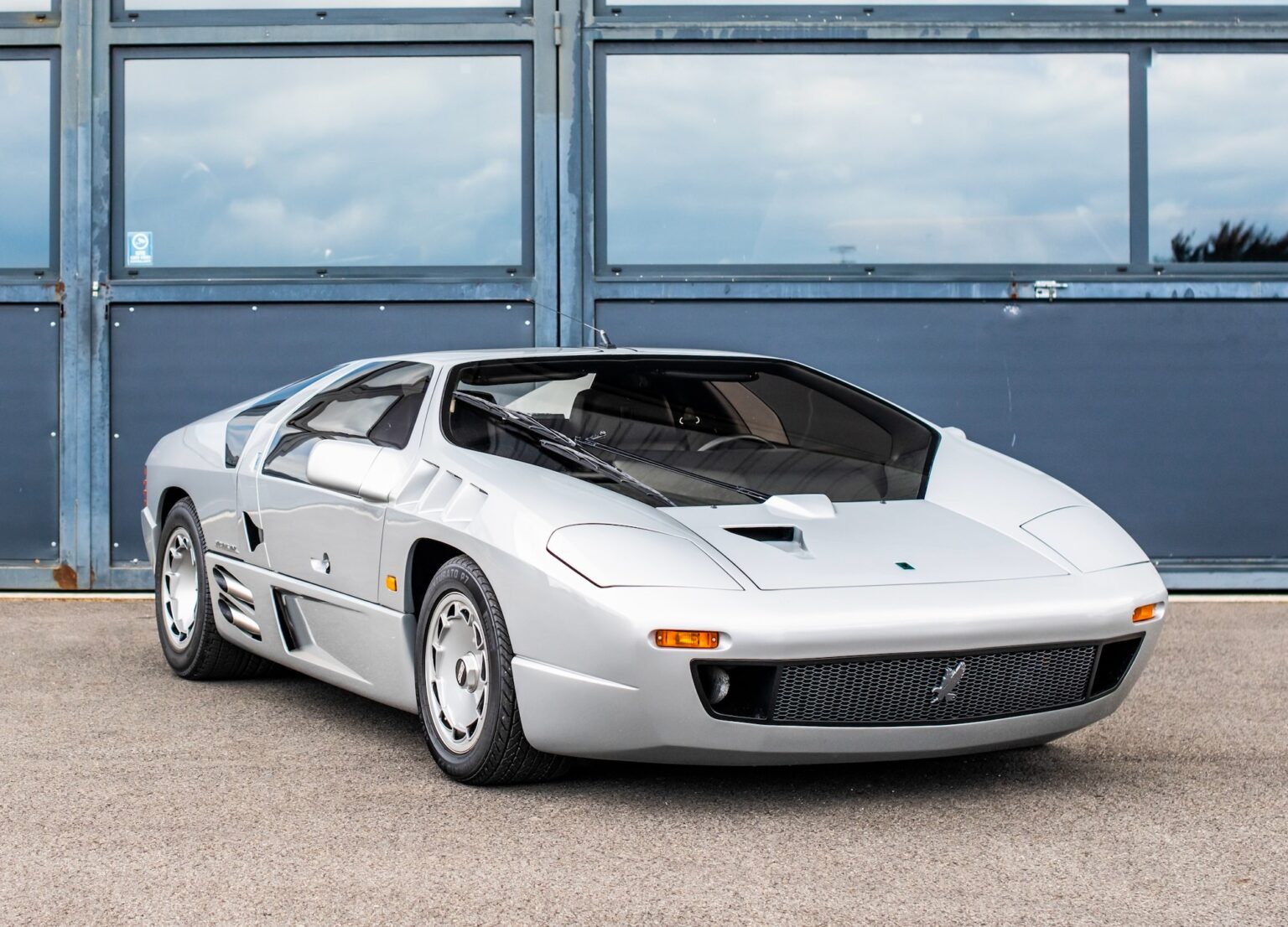 The "Forgotten" German Supercar: The Isdera Imperator 108i