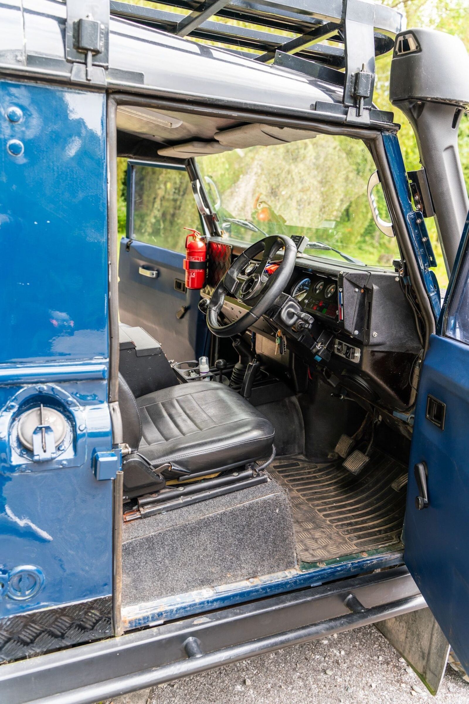 The "Pizza Overland" Land Rover Defender Is For Sale