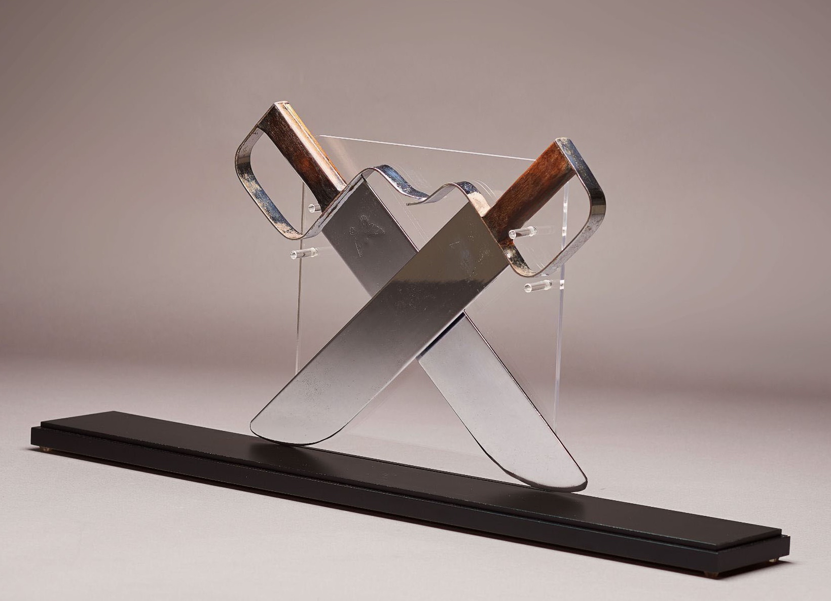 For Sale: Bruce Lee's Personal Butterfly Swords