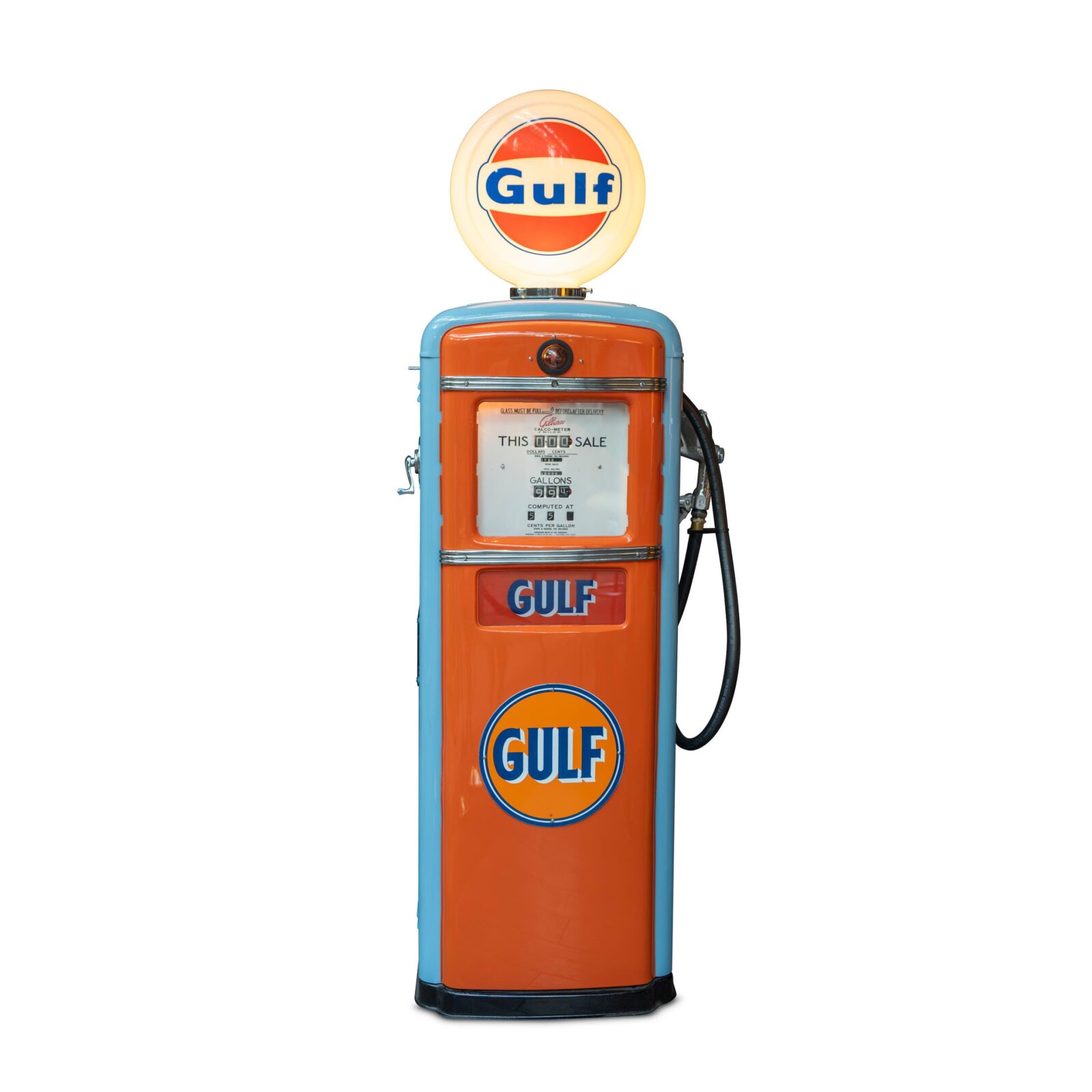 A Restored 1950s Gulf Oil Fuel Pump
