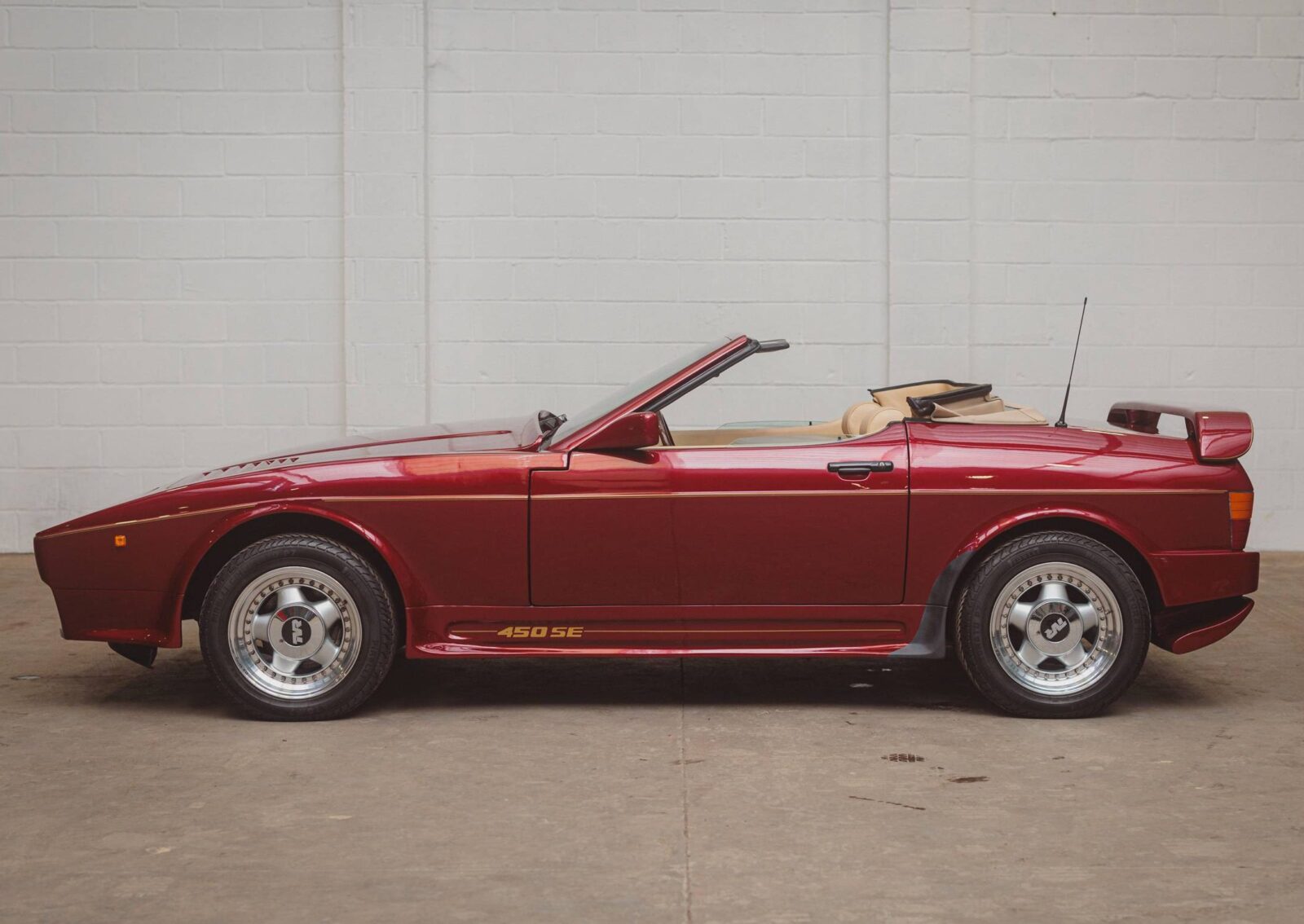 For Sale: A Rare TVR 450SE "Wedge" – 1 Of 35 Made