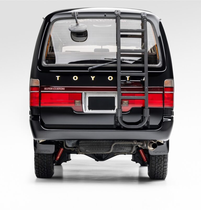 A Rare 1995 Toyota HiAce Super Custom Turbodiesel 4x4