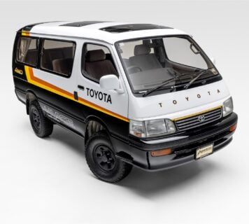 A Rare 1995 Toyota HiAce Super Custom Turbodiesel 4x4