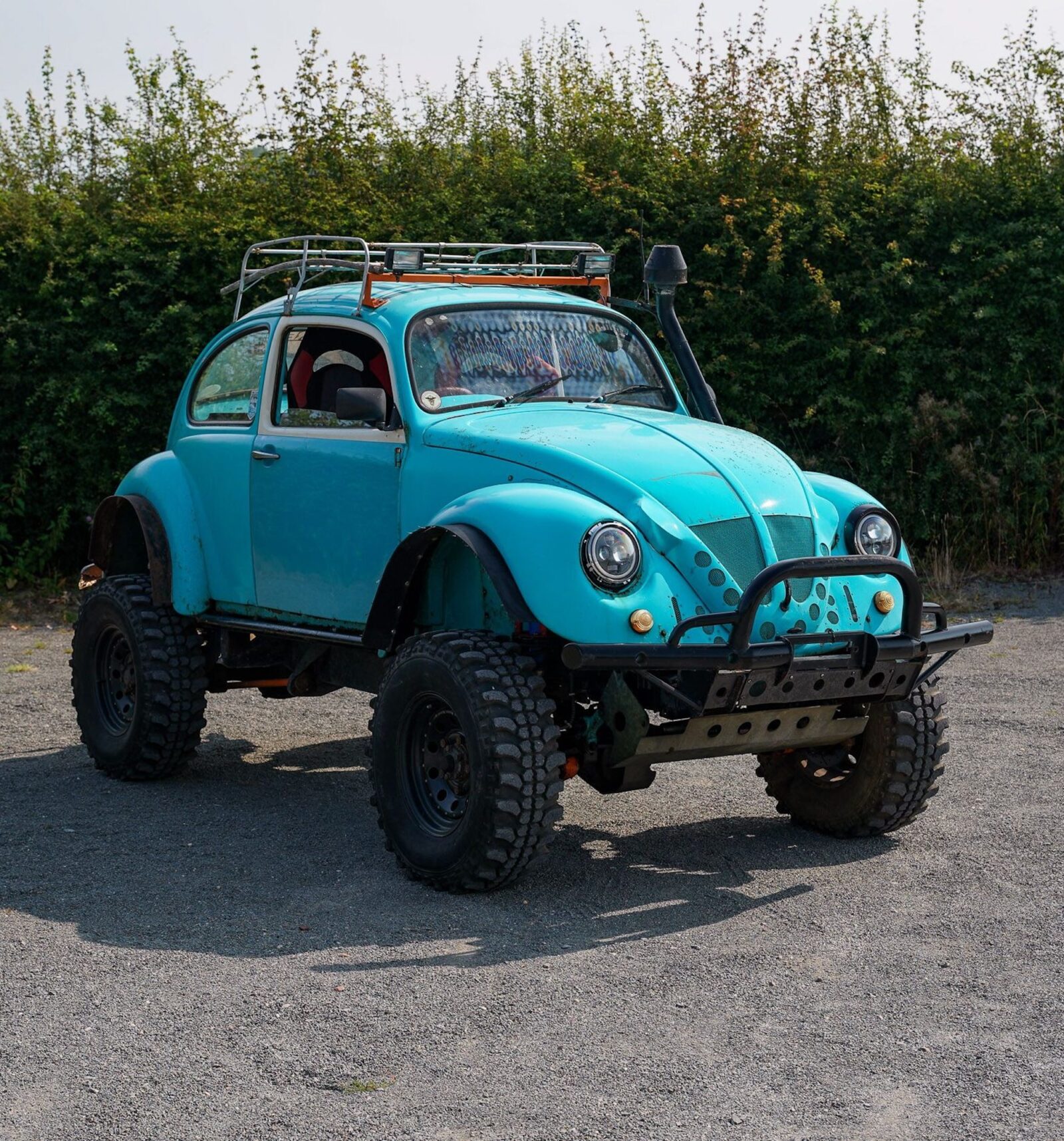 For Sale: A Volkswagen Beetle 4x4 – $5,400 USD