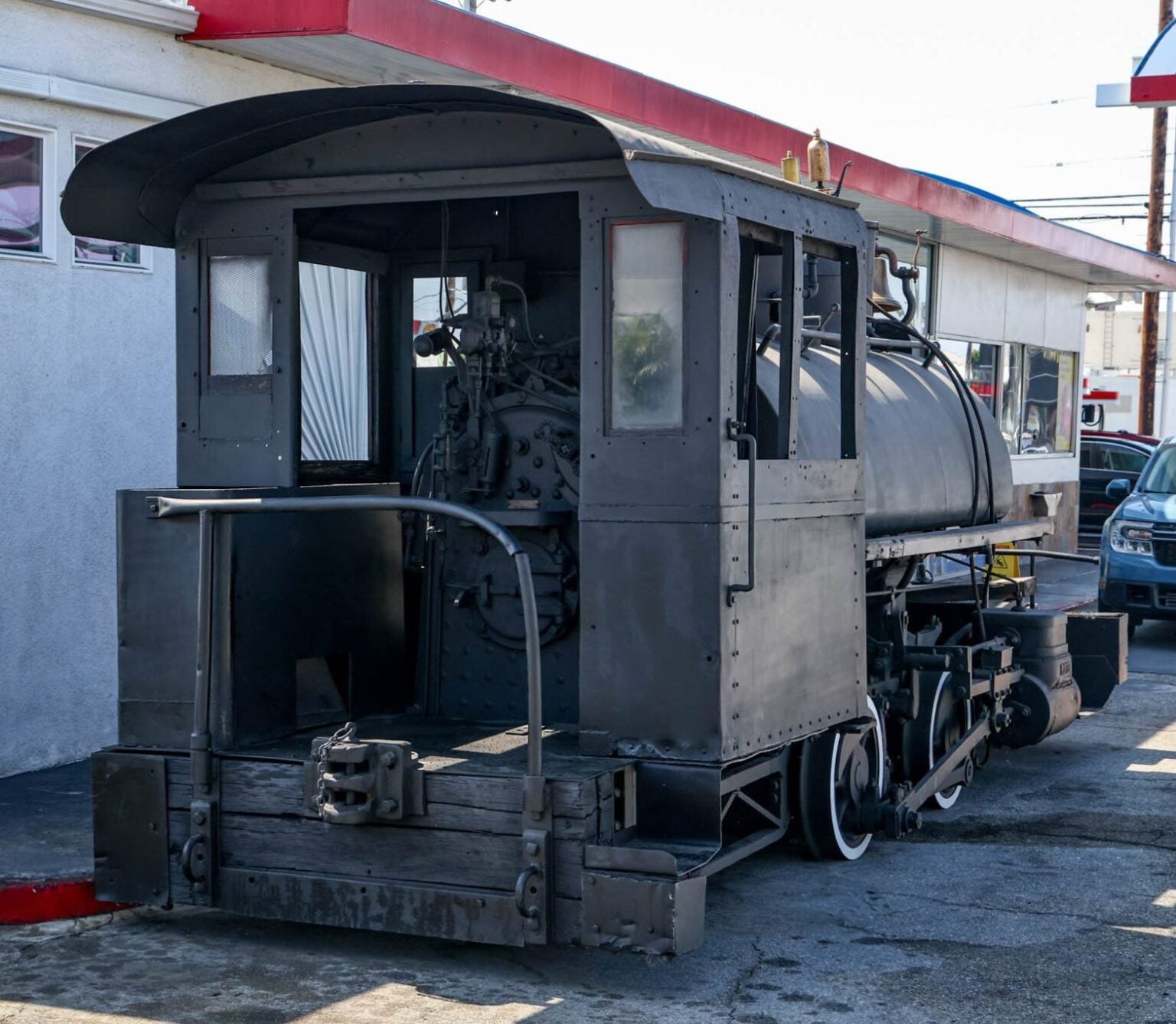 For Sale: A 1946 H.K. Porter Company 0-4-0 Steam Locomotive