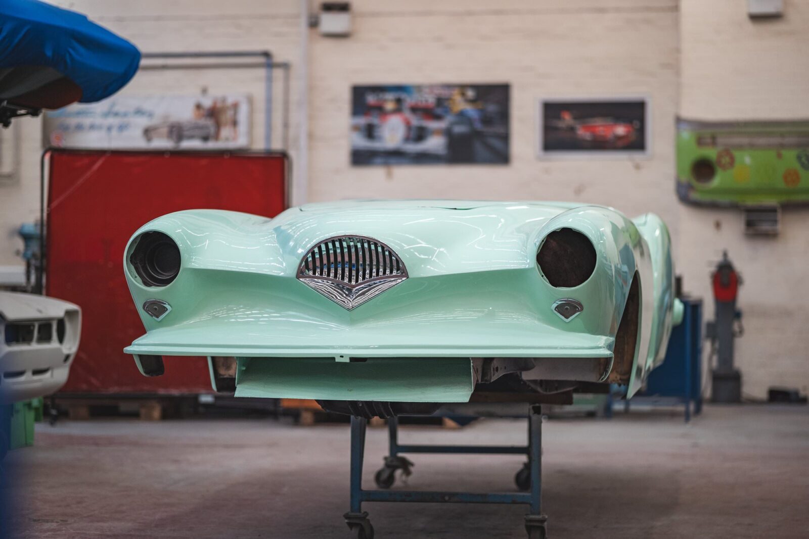 Unusual American Project Car: A Rare Kaiser Darrin