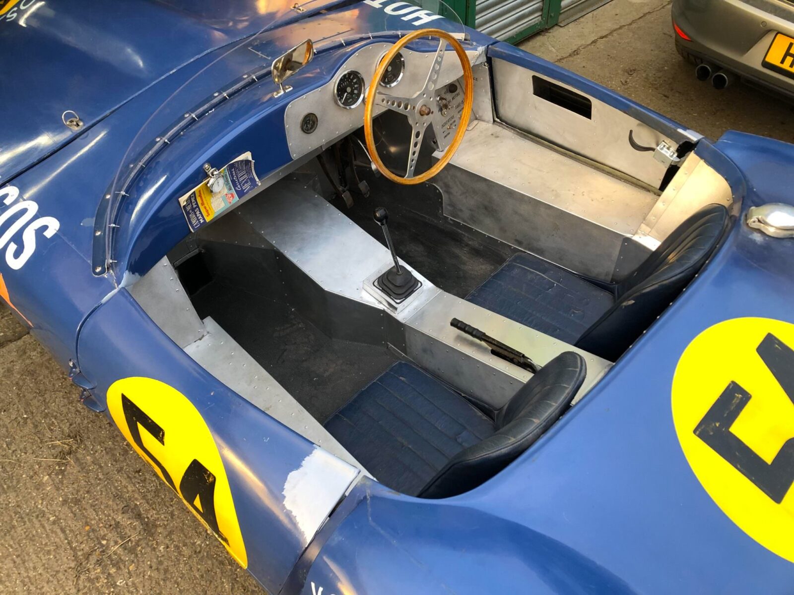 An Affordable 1950s-Style Roadster – The Formosa 236 CM