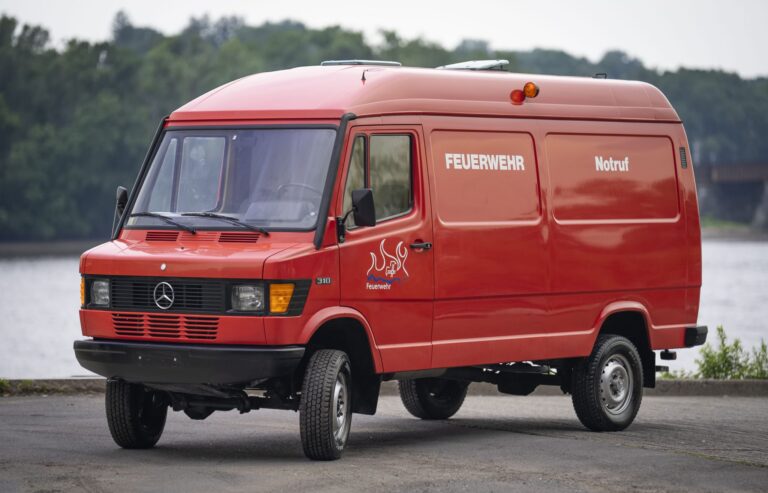 A G Wagon-Based Van – The Rare Mercedes-Benz 310 TN 4×4