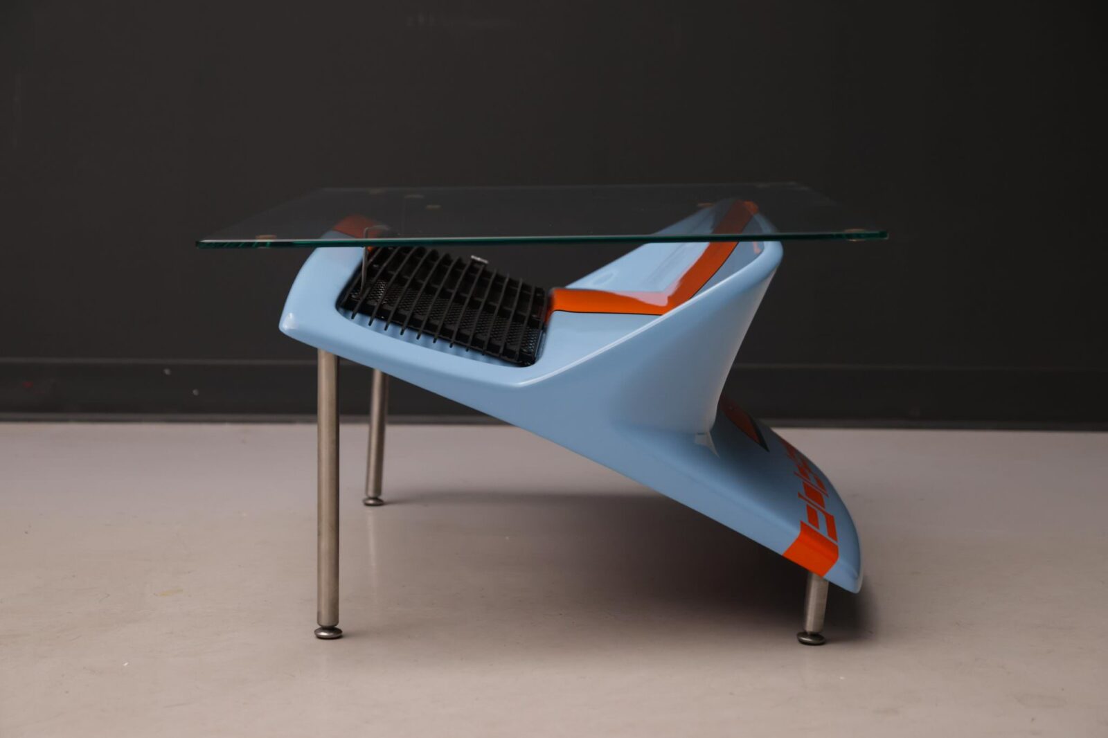 A Porsche Ducktail Coffee Table – A “Ducktailble”