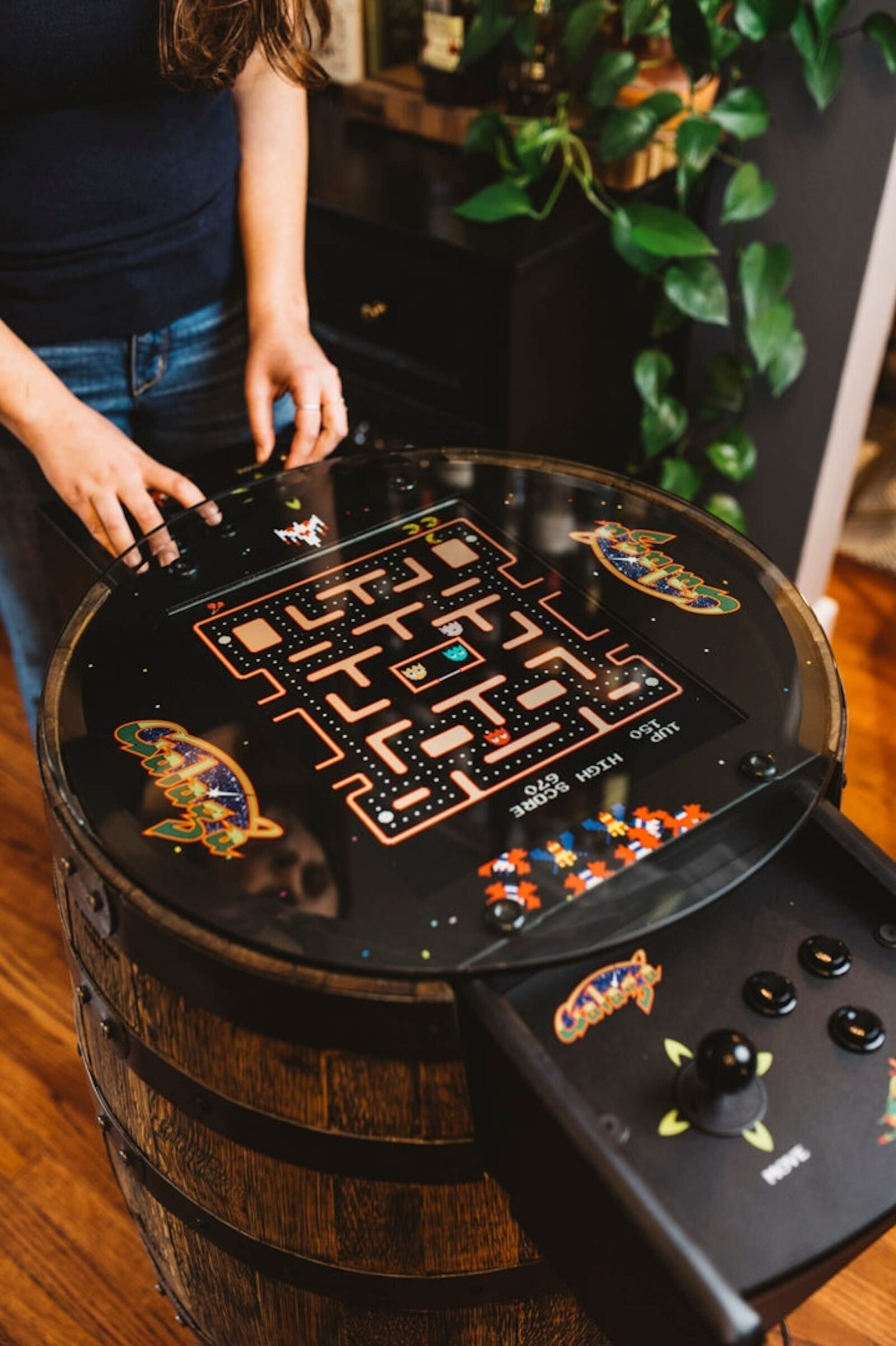 The Whiskey Barrel Arcade – 60 Retro Games In 1 Barrel!