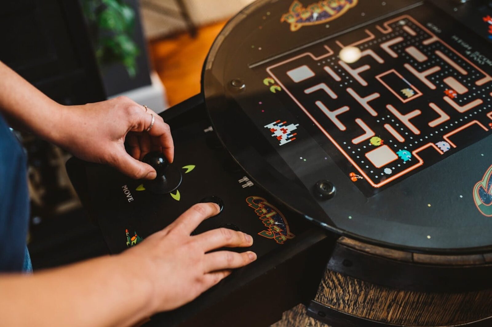 The Whiskey Barrel Arcade – 60 Retro Games In 1 Barrel!