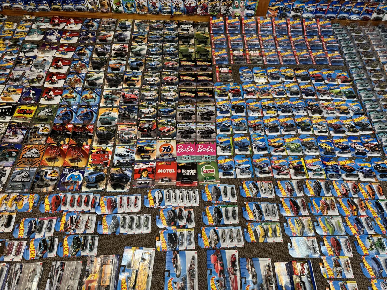 For Sale: A Huge 4,500 Piece Hot Wheels Car Collection