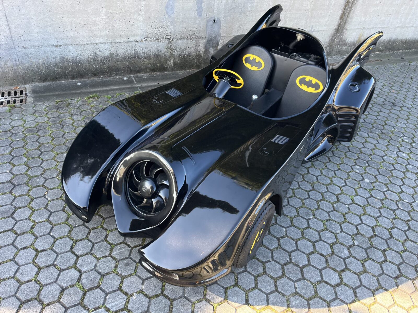 The Italians Built A Fiat-Powered Batmobile. And It's Wonderful.