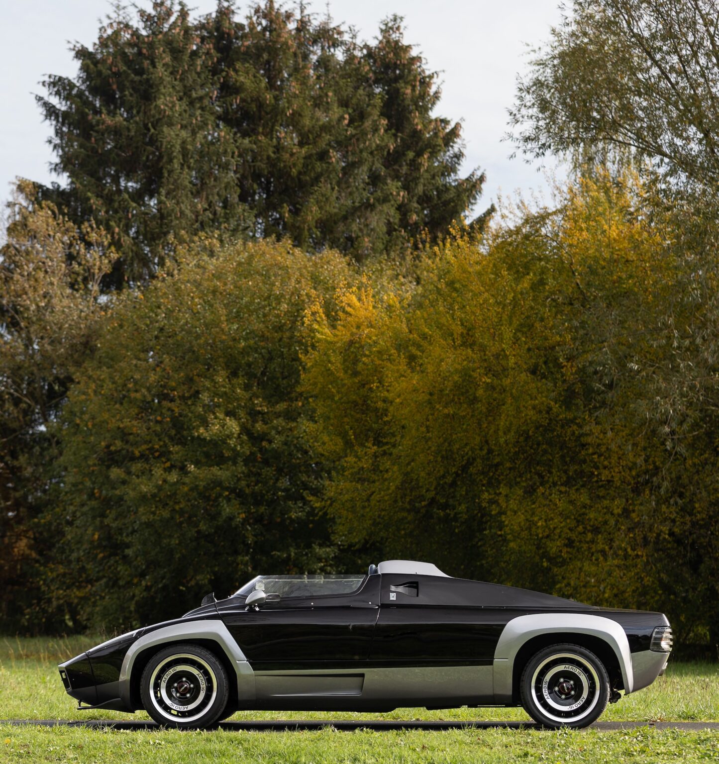 For Sale: A Rare 1980s Icon – The Isdera 036i Spyder