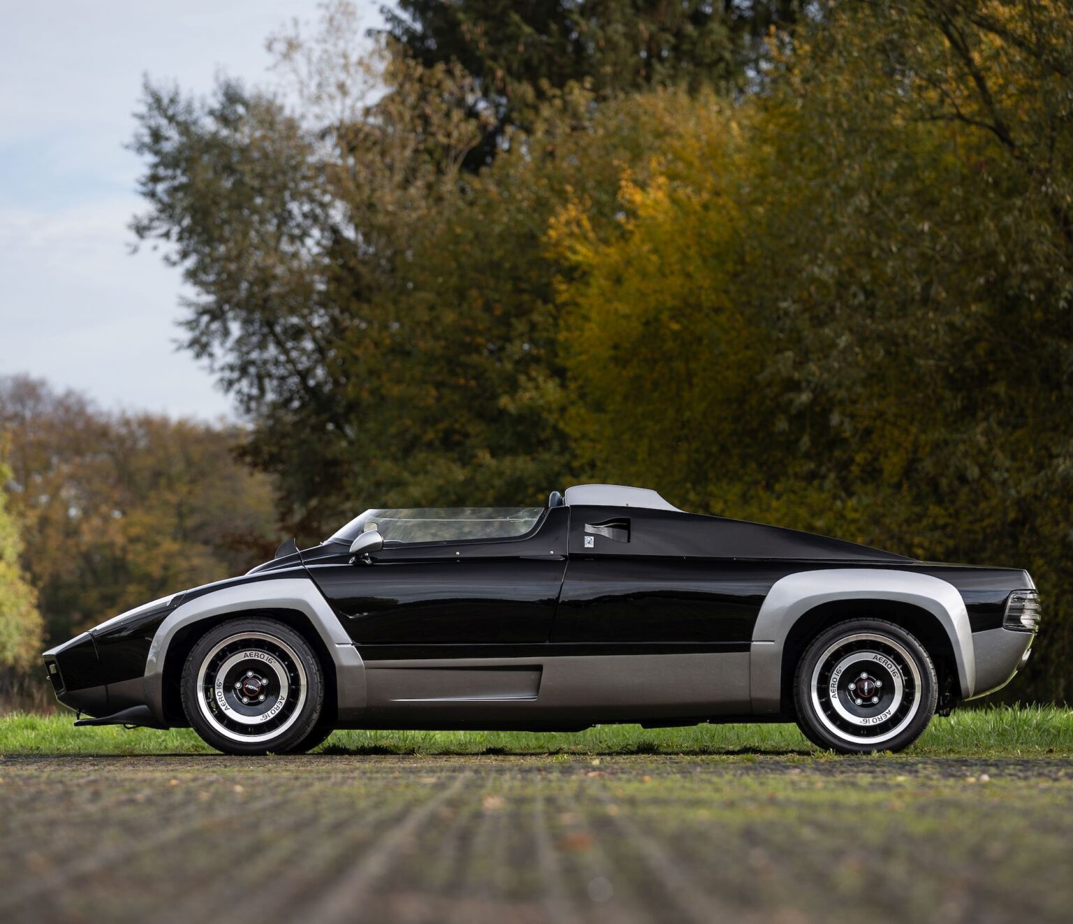 For Sale: A Rare 1980s Icon – The Isdera 036i Spyder