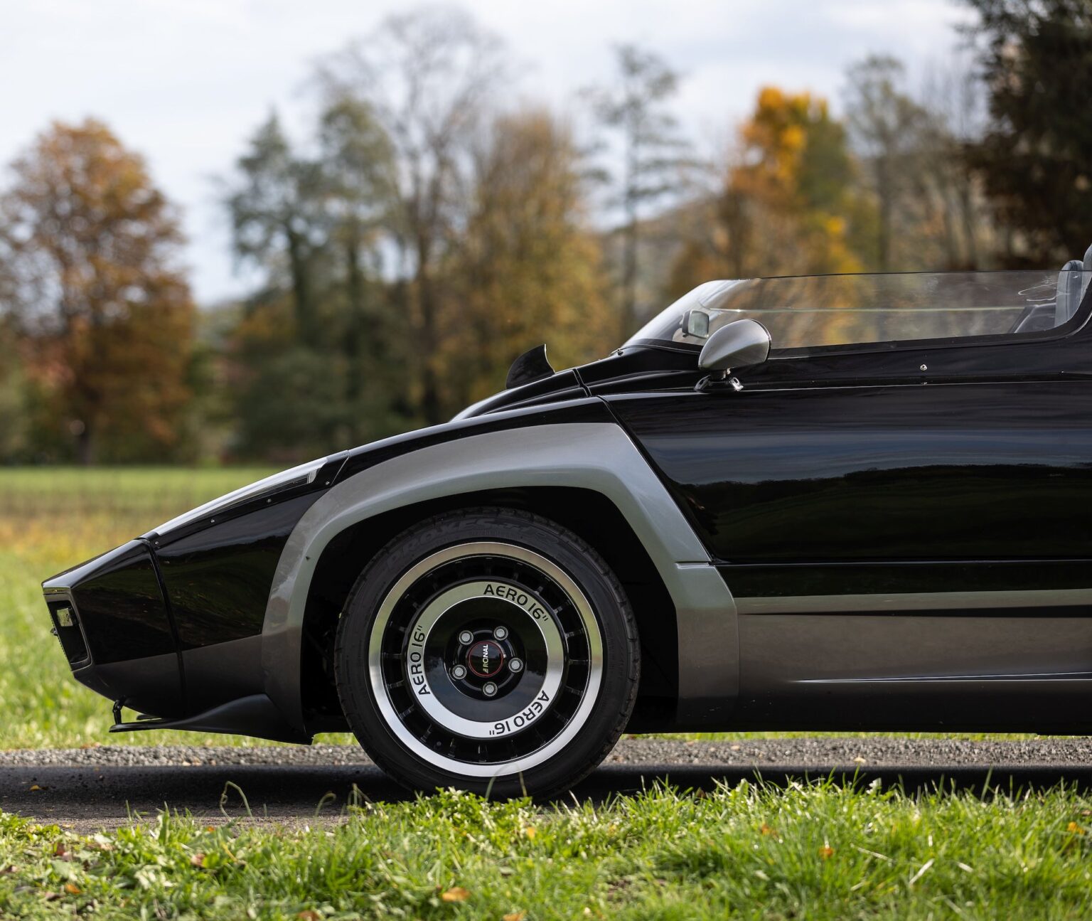 For Sale: A Rare 1980s Icon – The Isdera 036i Spyder