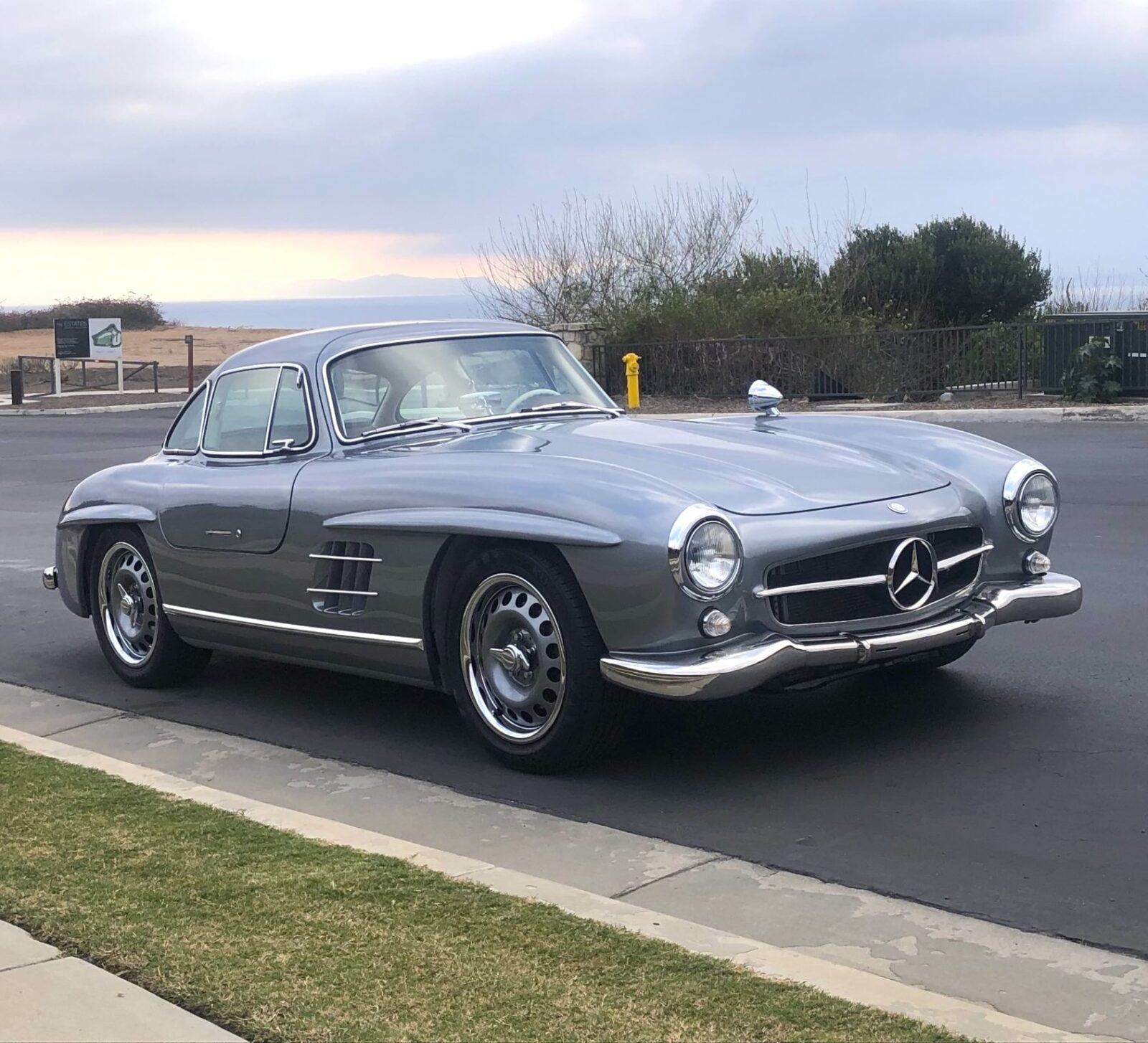 300SL Gullwing Conversion! A Rebodied 2001 Mercedes SLK320