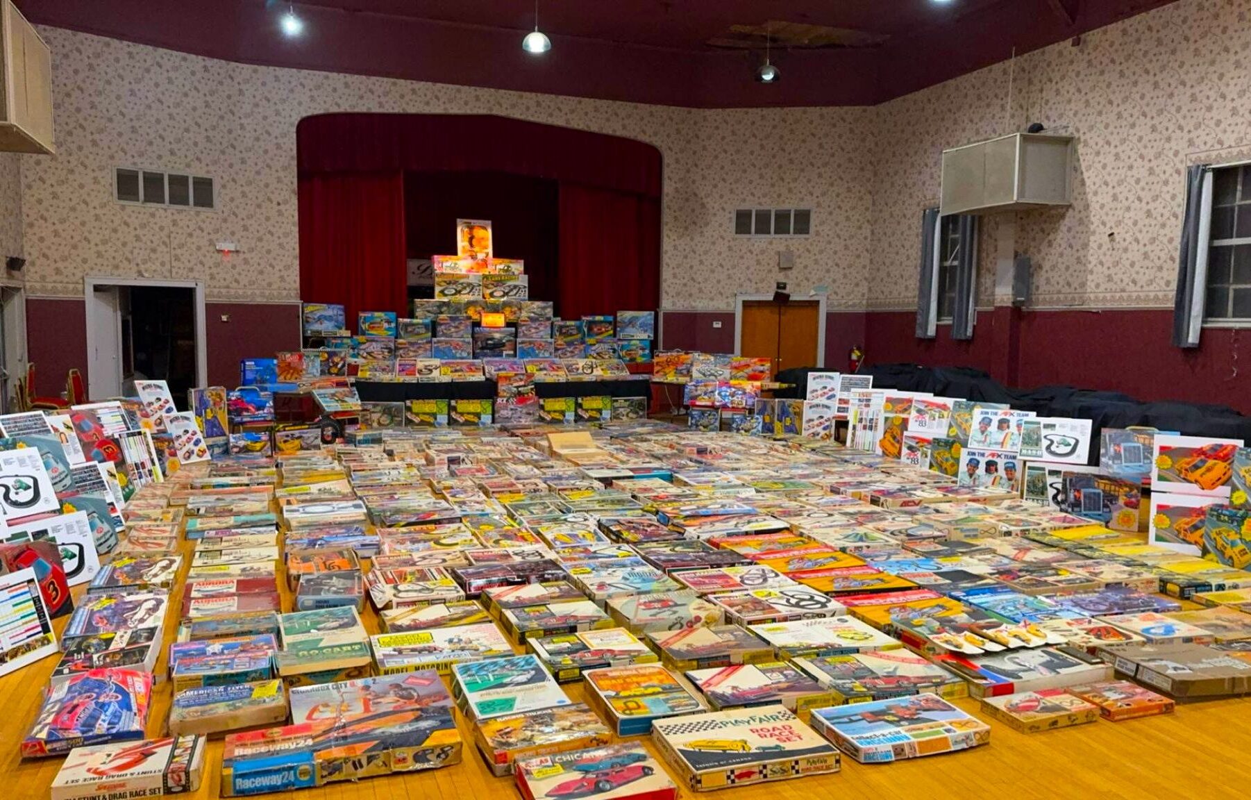 For Sale: A Incredible Collection Of 400+ Slot Car Sets