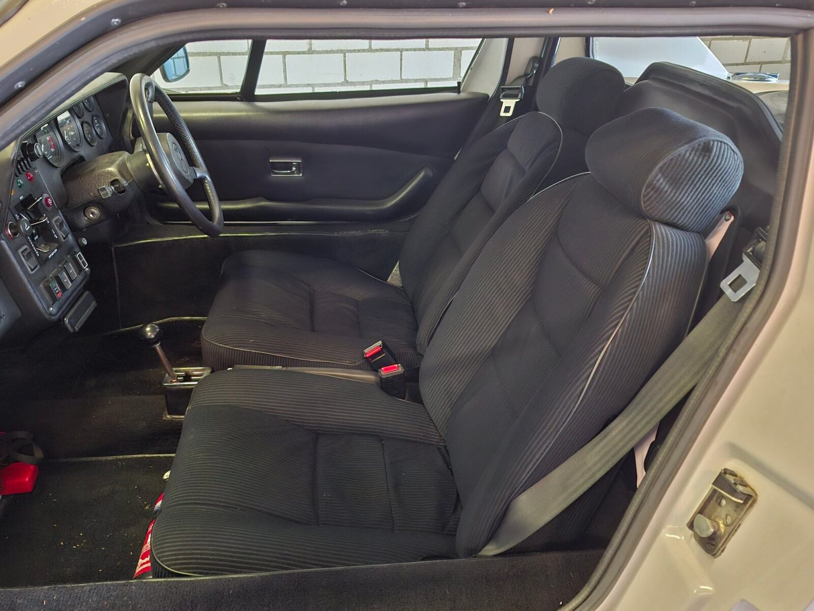 A Forgotten Mid-Engined Sports Car: The Rare AC 3000ME