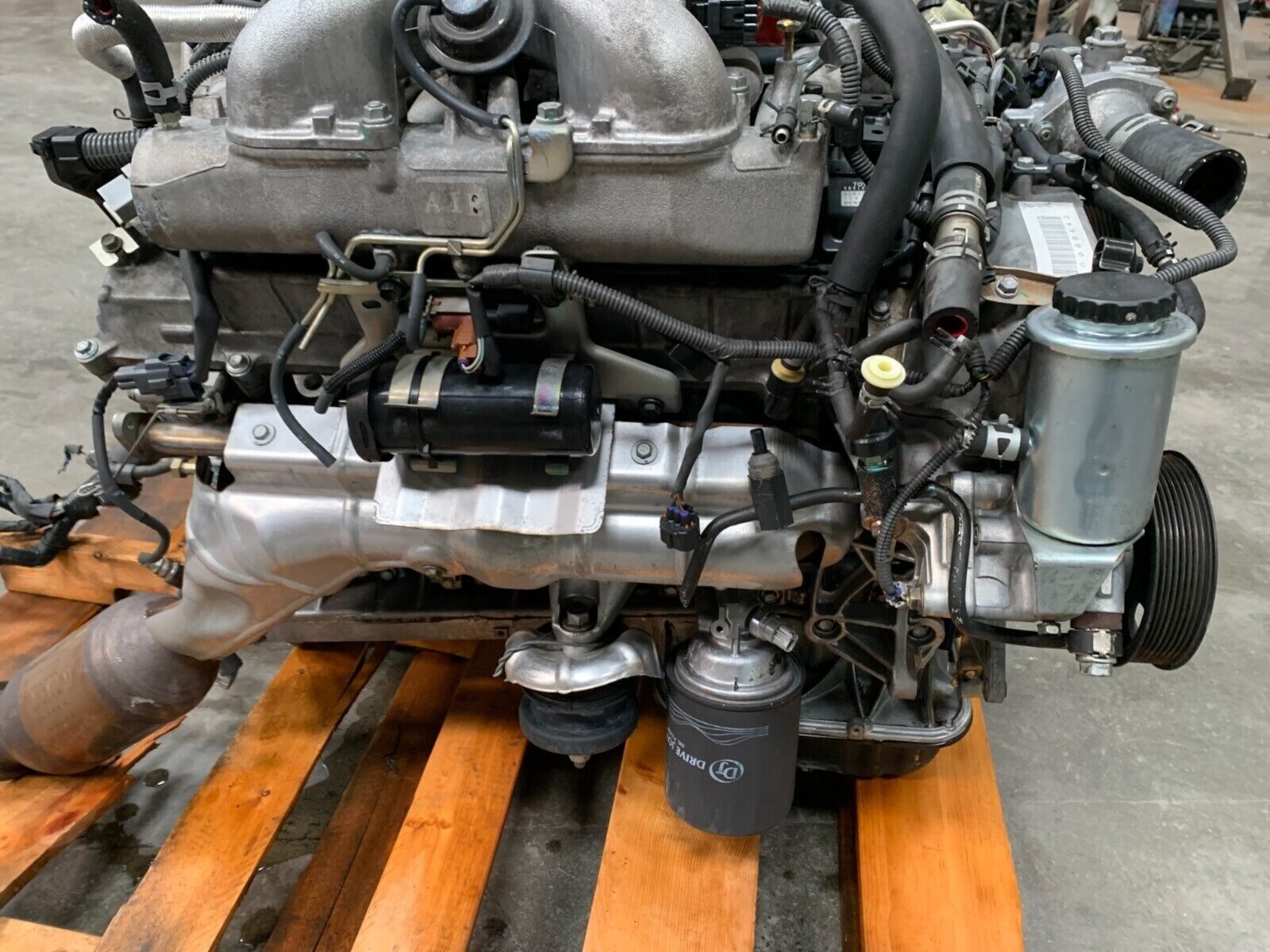 Engine Swap? There's A Toyota Century "1GZ-FE" V12 For Sale