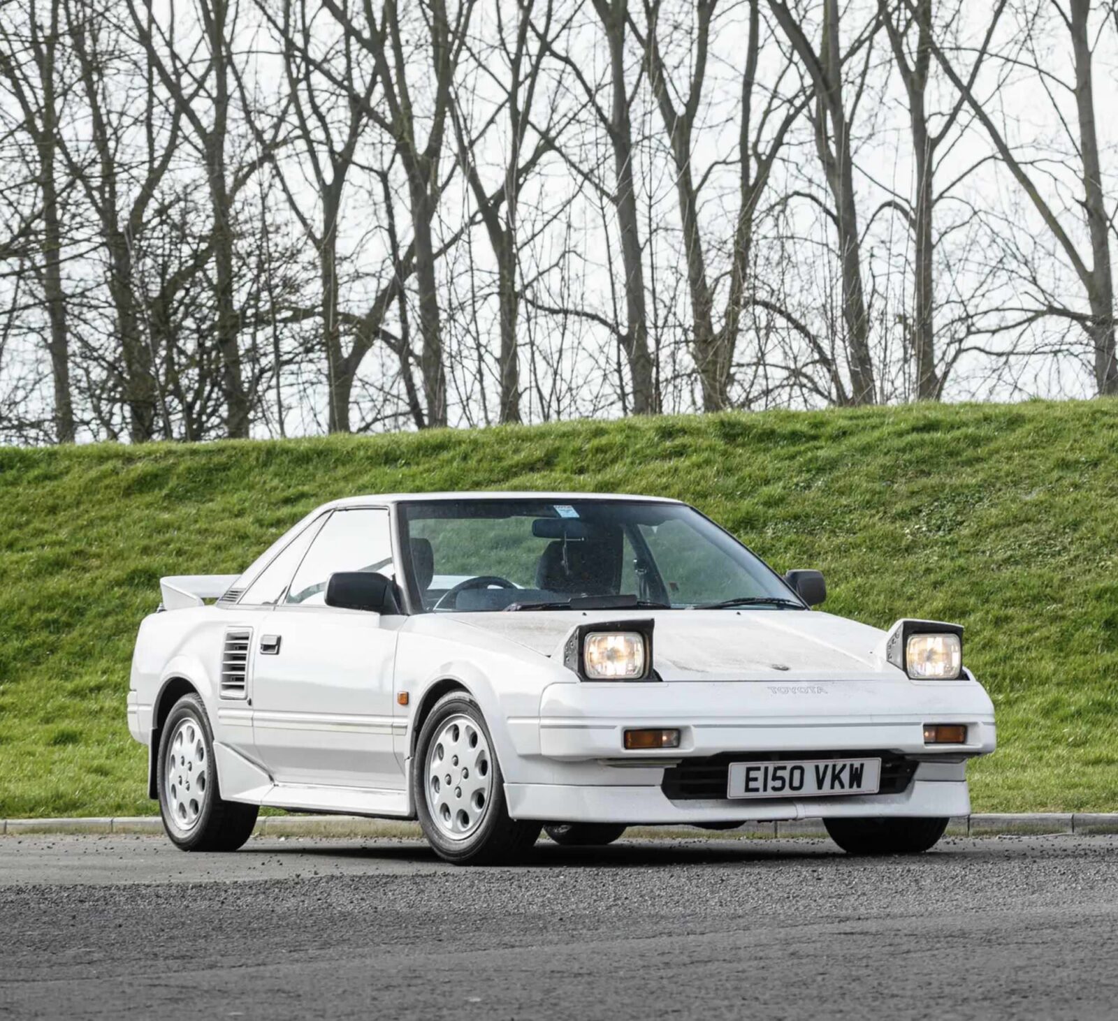 Affordable Barn Find: A 1987 Toyota MR2 - Japan's First Mid-Engined Car