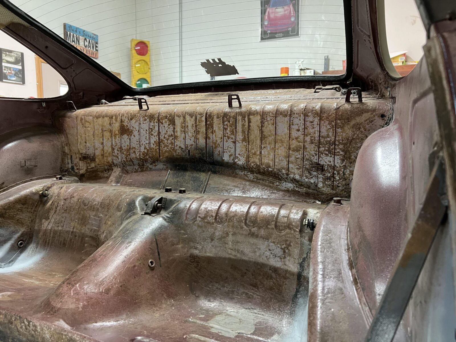 40+ Years In Storage: A Porsche 911 Project Car (With Engine ...