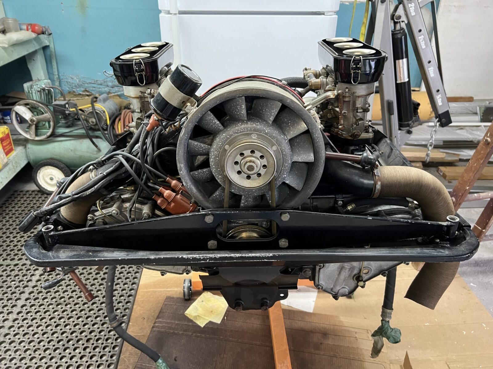 40+ Years In Storage: A Porsche 911 Project Car (With Engine ...