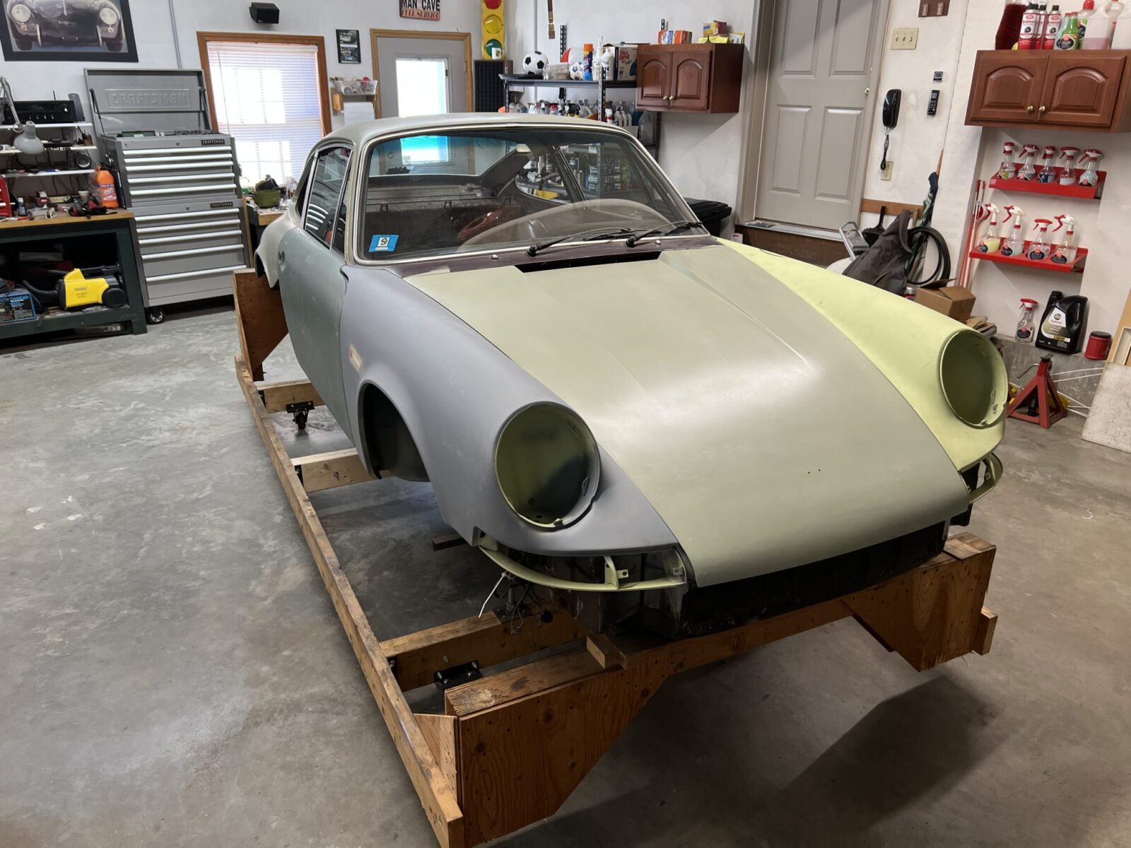 40+ Years In Storage: A Porsche 911 Project Car (With Engine ...