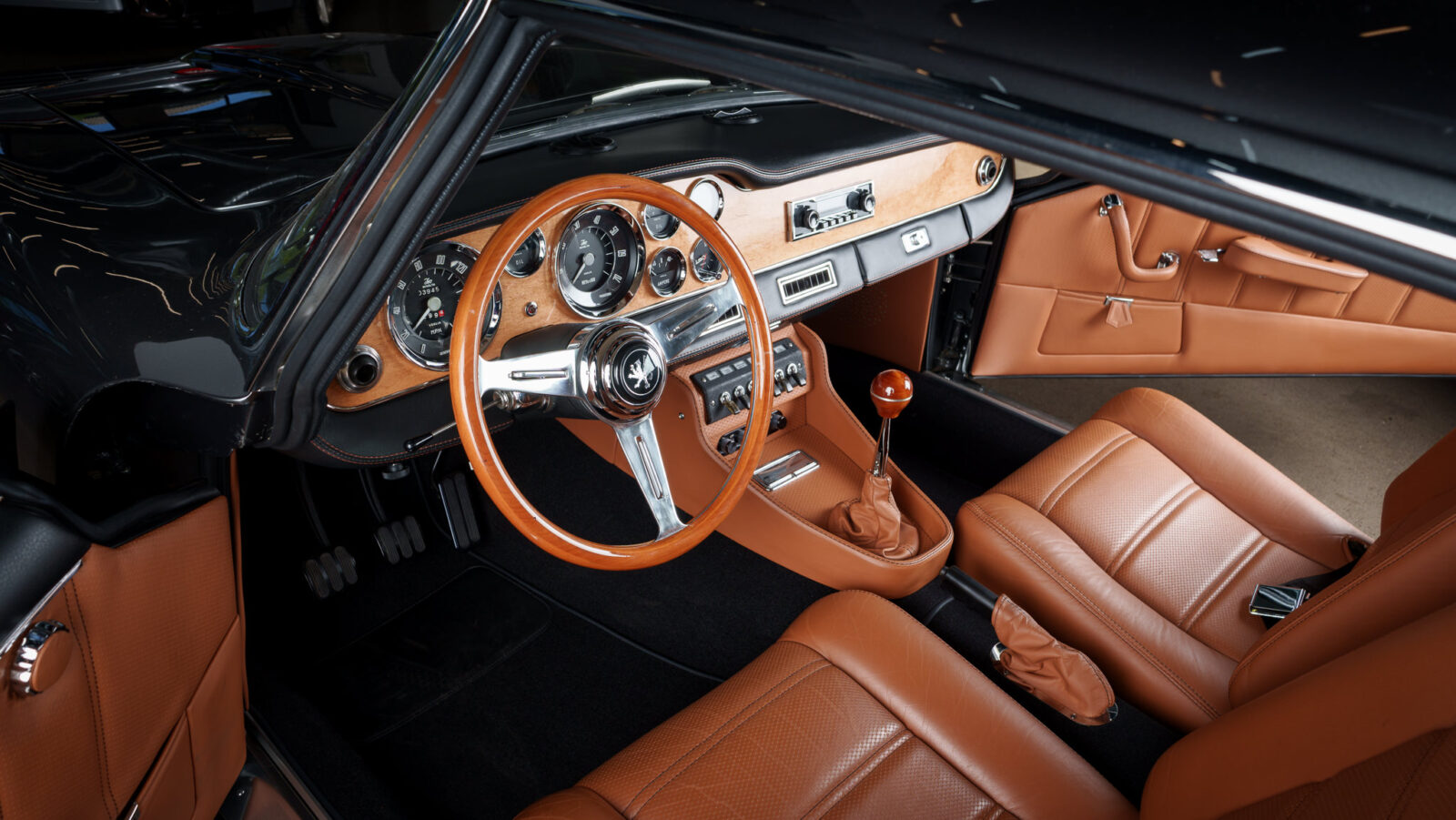 An Upgraded Iso Rivolta IR 300 With A GM L76 V8 + 6-Speed