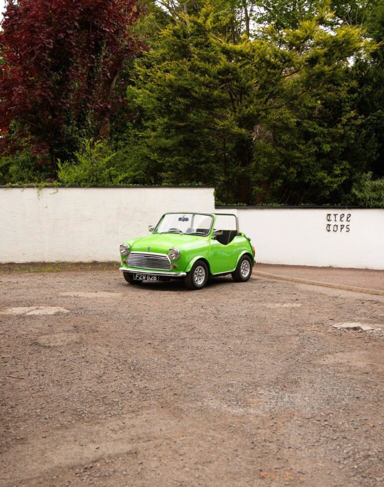 An Amazing "Shorty" Mini (And It's Street Legal)