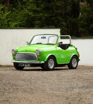 An Amazing "Shorty" Mini (And It's Street Legal)