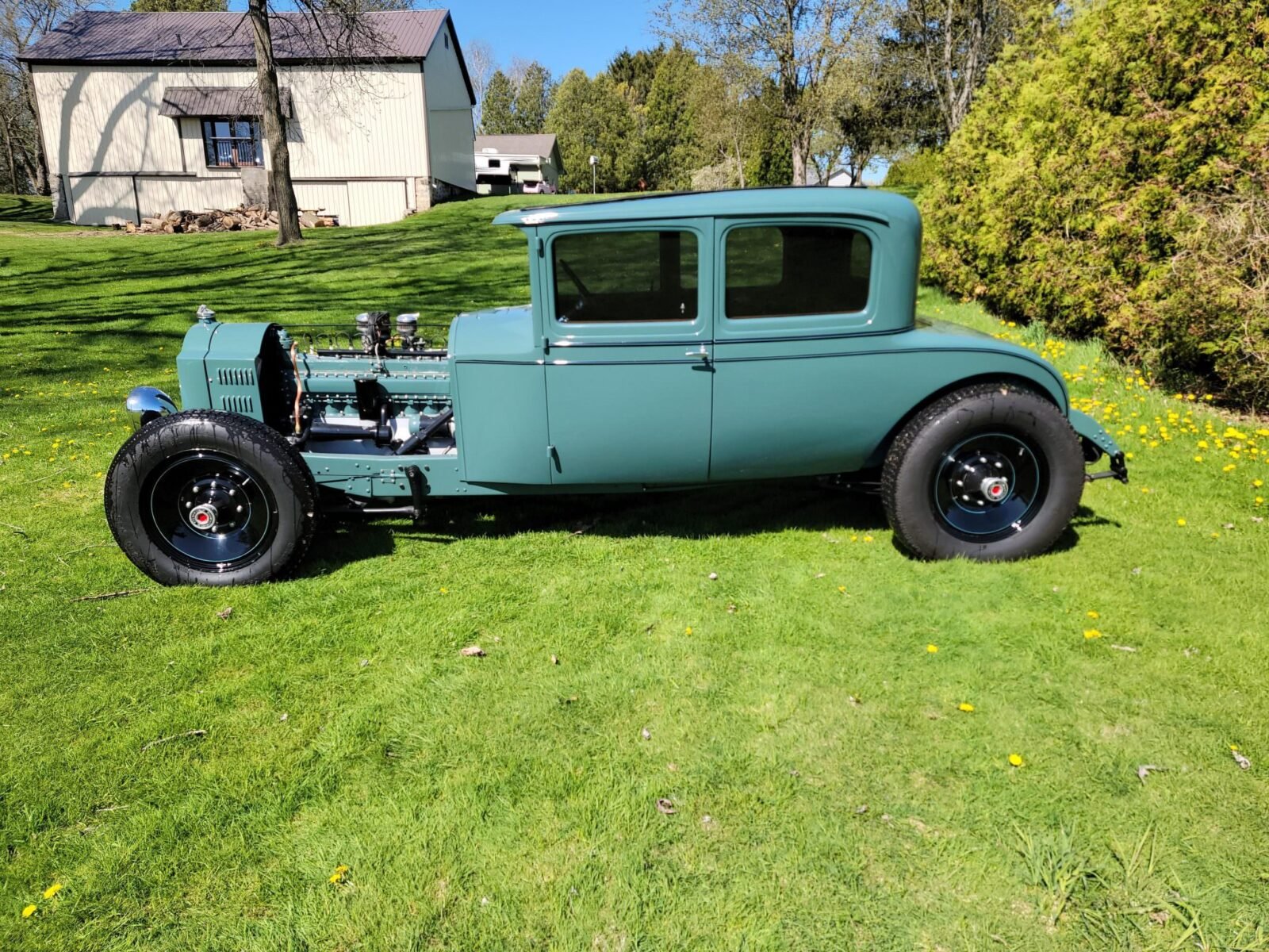 Straight-8 Powered! An Elegant 1929 Packard Hot Rod