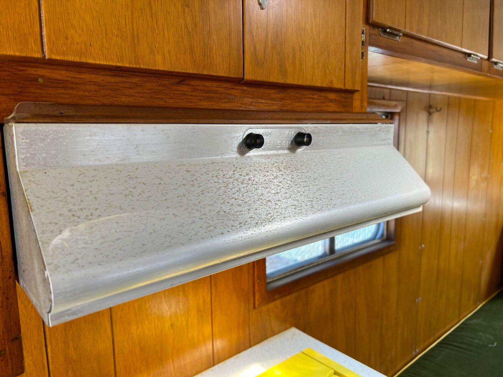 "Secret Camper" Conversion: A 1949 Chevrolet Kurbmaster