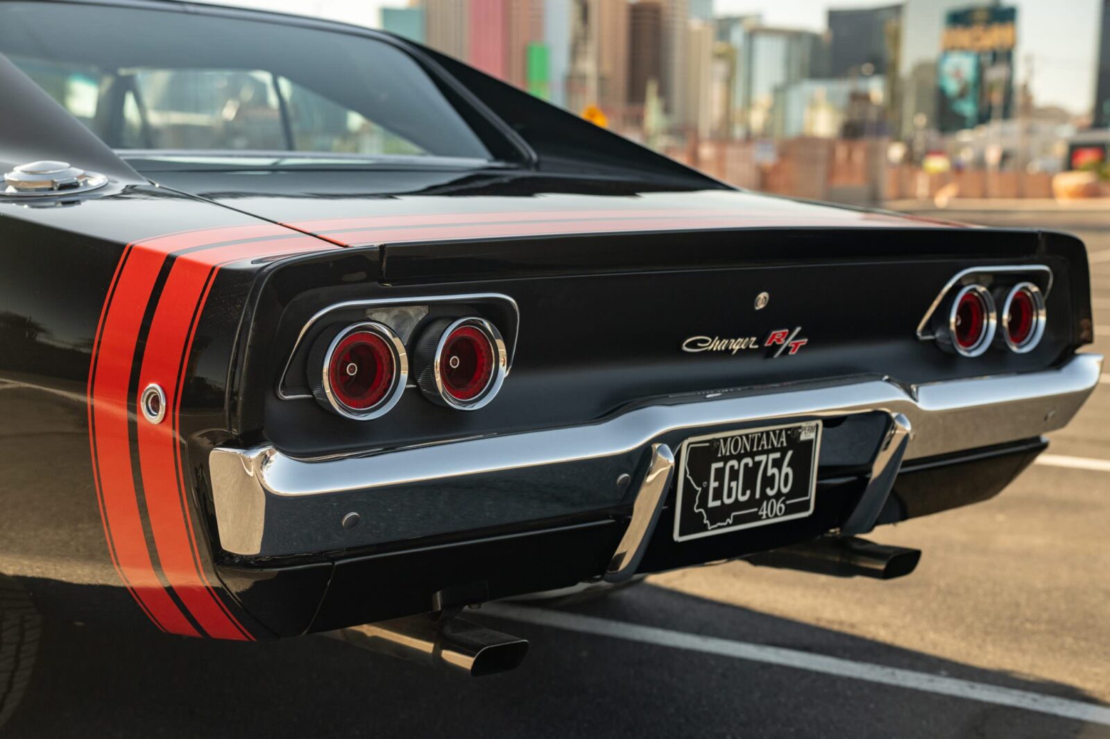 A 528 Hemi–Swapped 1968 Dodge Charger With ~650 BHP