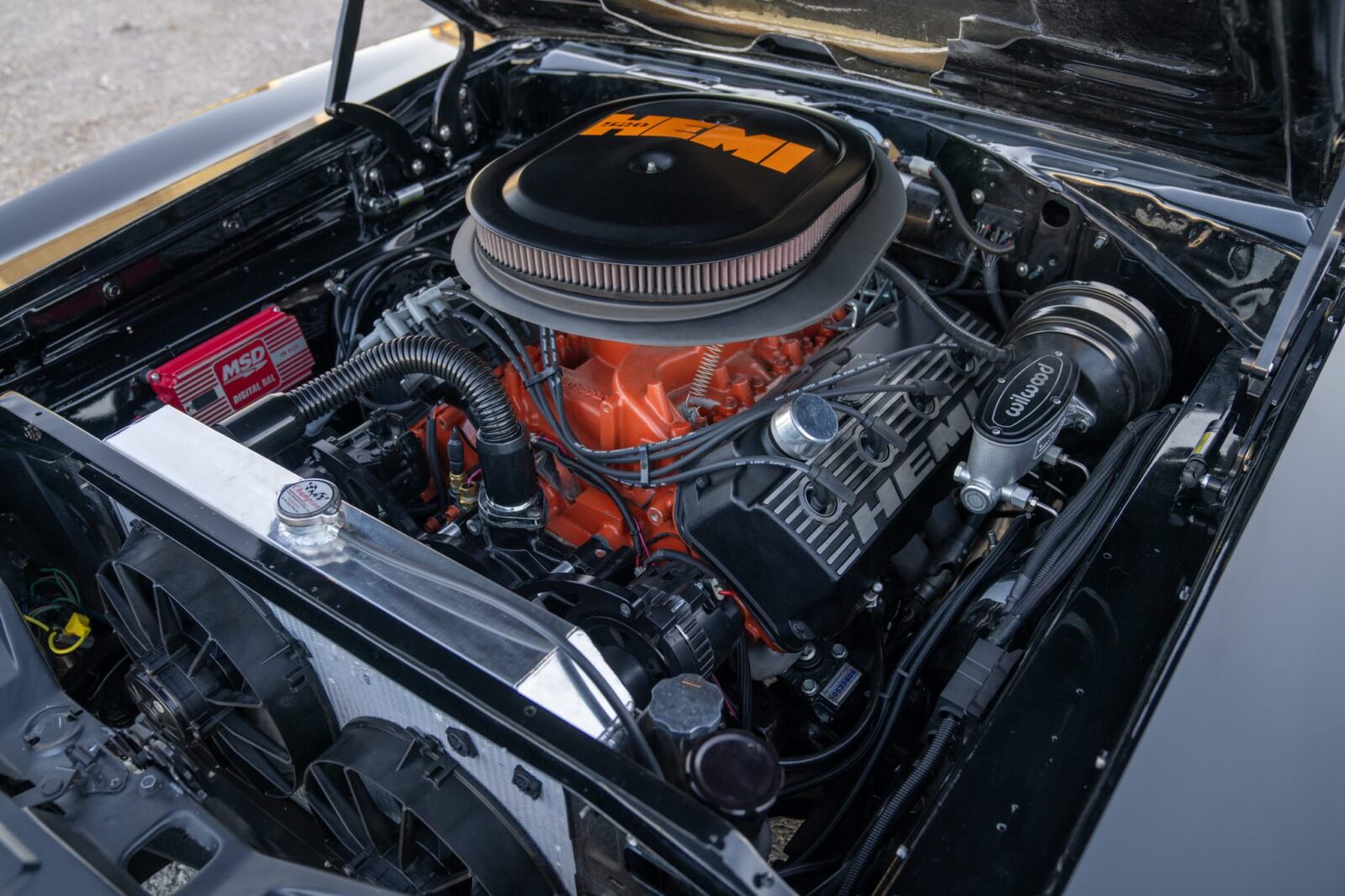 A 528 Hemi–Swapped 1968 Dodge Charger With ~650 BHP