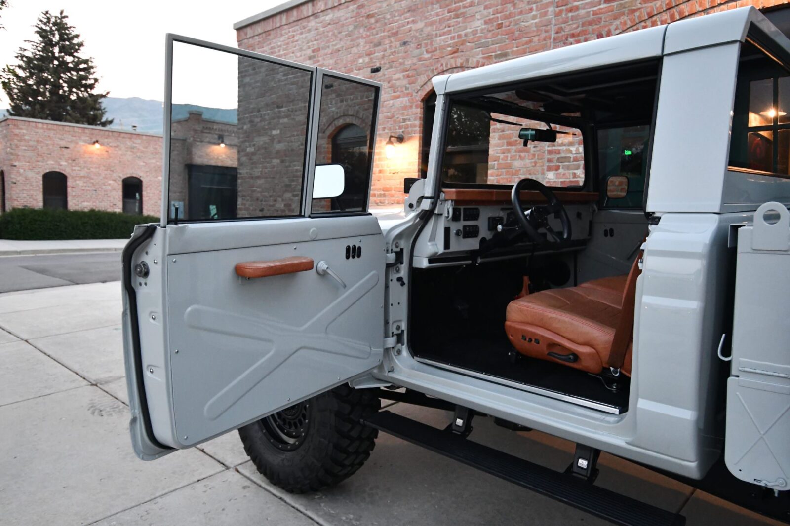 For Sale: A 485 BHP Hemi V8–Powered 1967 Kaiser-Jeep M715