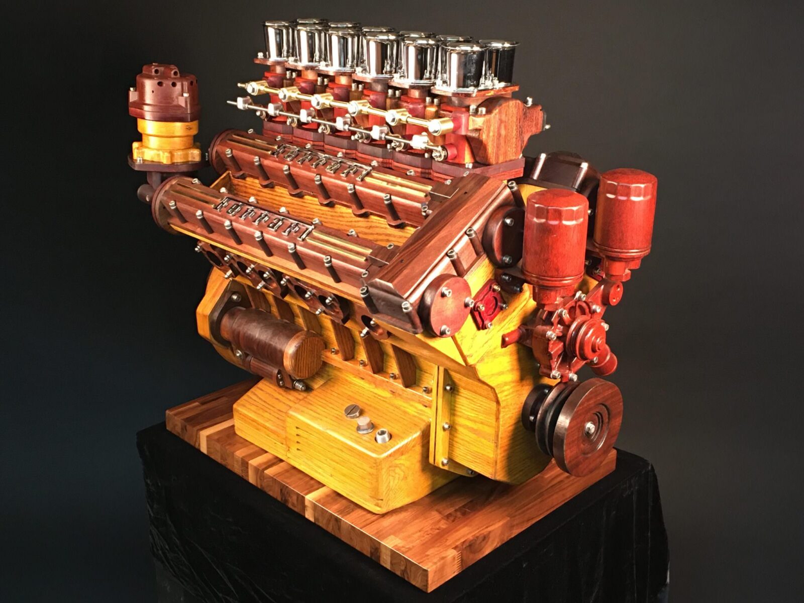 An Incredible 1:1 Scale Ferrari Colombo V12 Engine - Made Entirely Of Wood