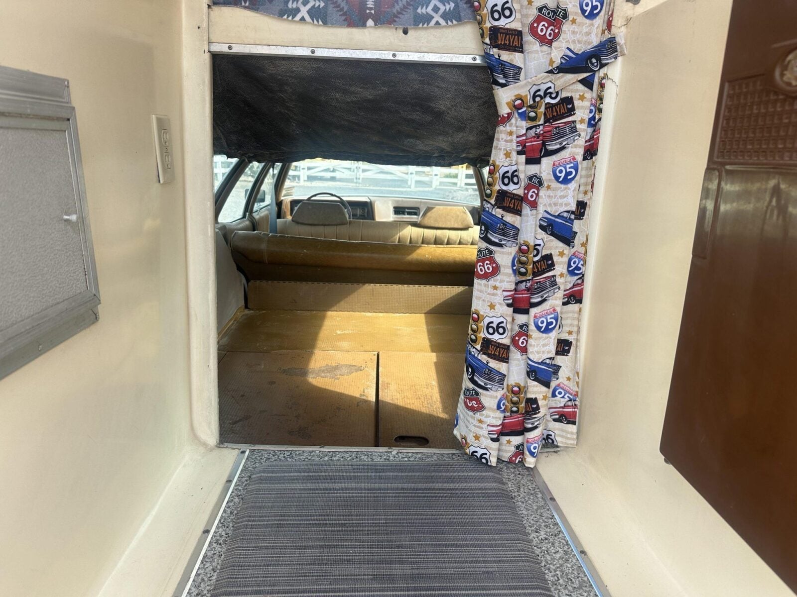 Retro Home-On-Wheels: A Ford Country Sedan + ToteMotel Roof Camper