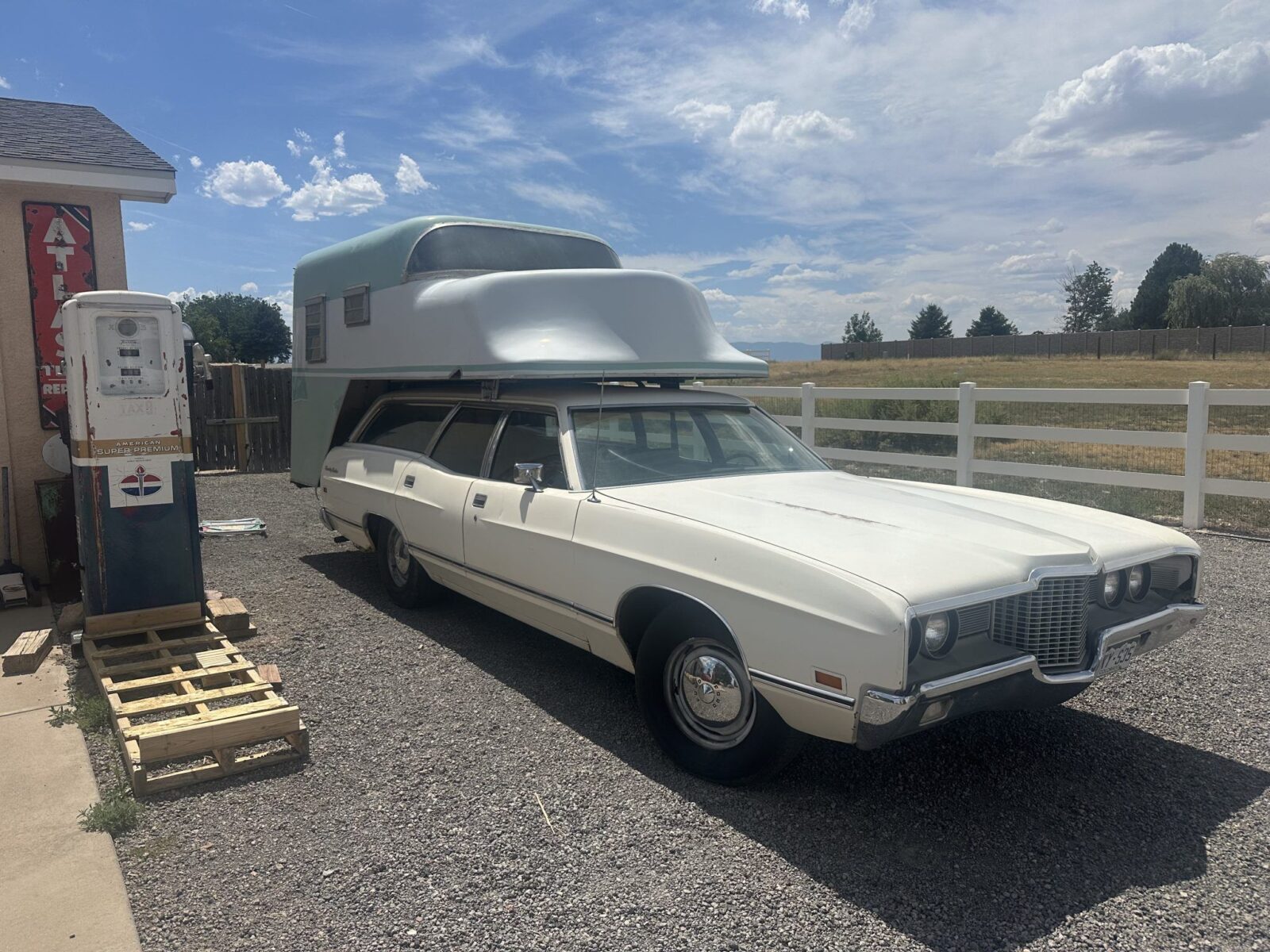 Retro Home-On-Wheels: A Ford Country Sedan + ToteMotel Roof Camper