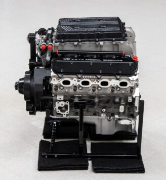 800+ BHP Crate Engine: A Supercharged Chevrolet Performance LT4