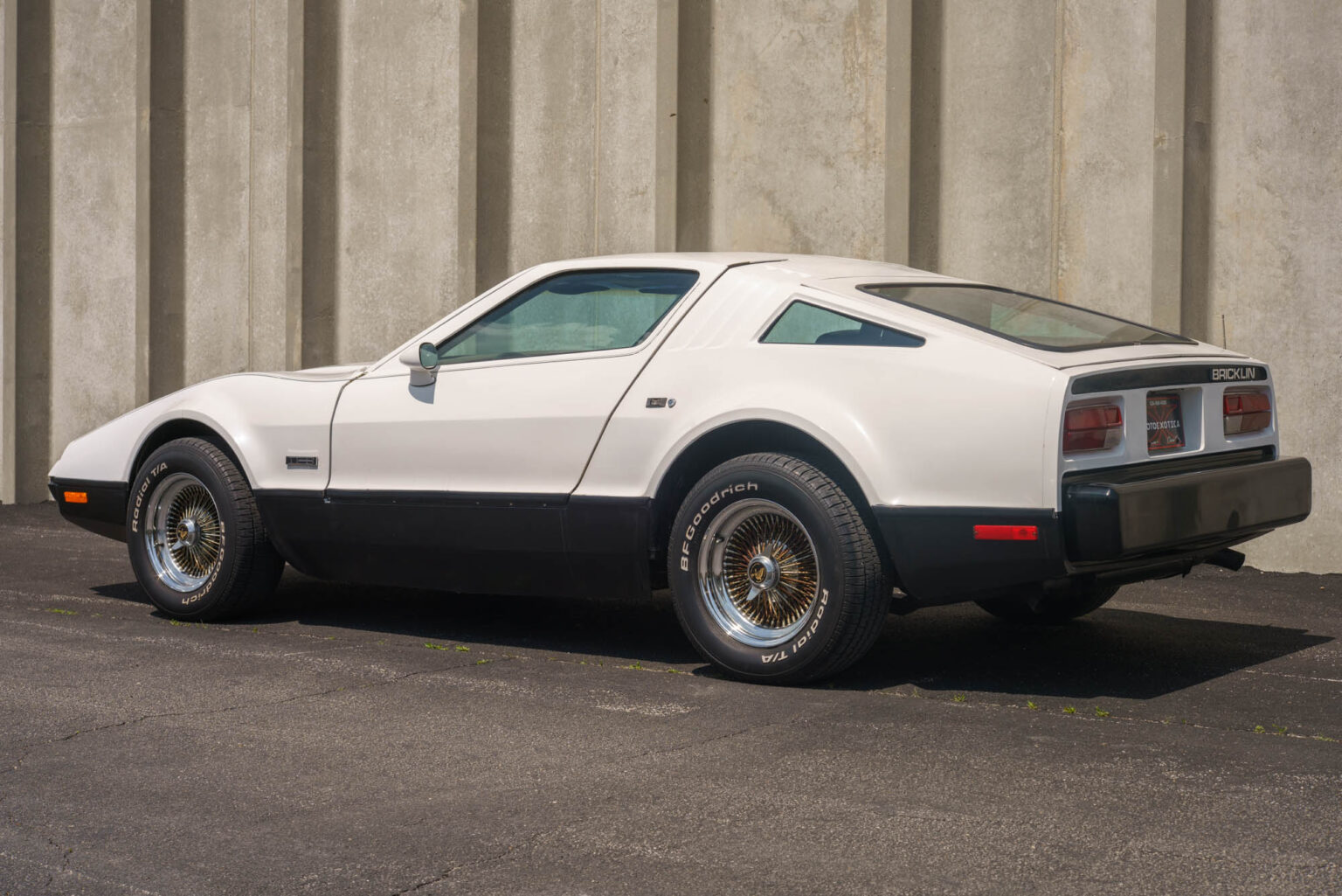 The Forgotten Canadian Gullwing: A 1975 Bricklin SV-1