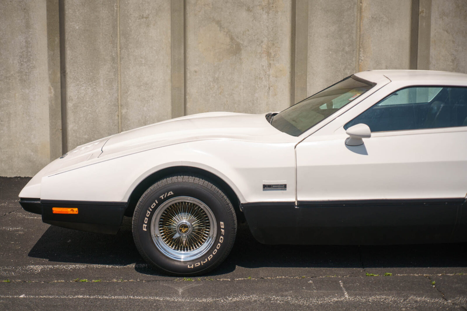 The Forgotten Canadian Gullwing: A 1975 Bricklin SV-1