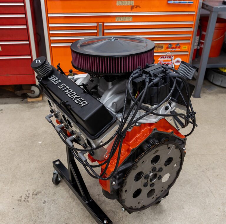Crate Engine: A 416 BHP Chevrolet 383 "Stroker" V8