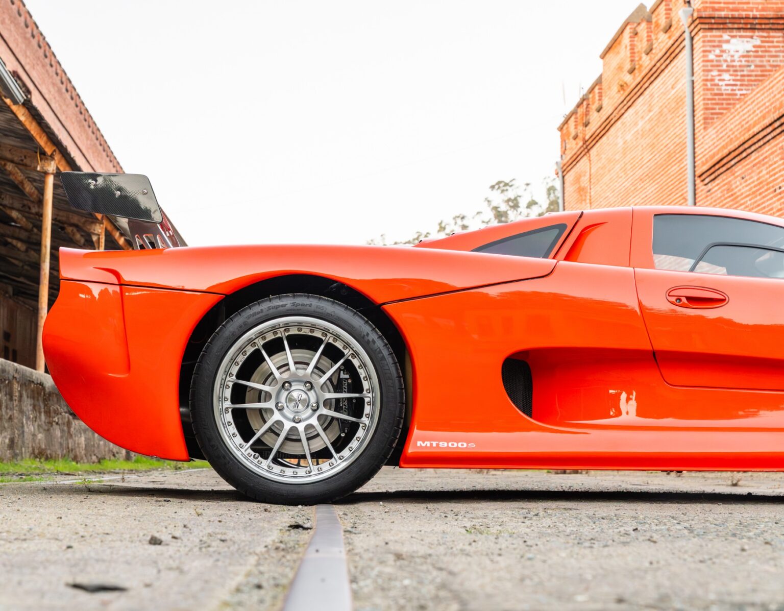 For Sale: An Incredible Mosler MT900S: The (Almost) Forgotten American ...