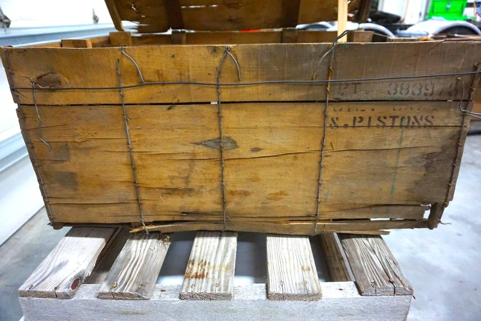 62 Years In The Factory Crate! A Chevrolet 409 V8 Short Block