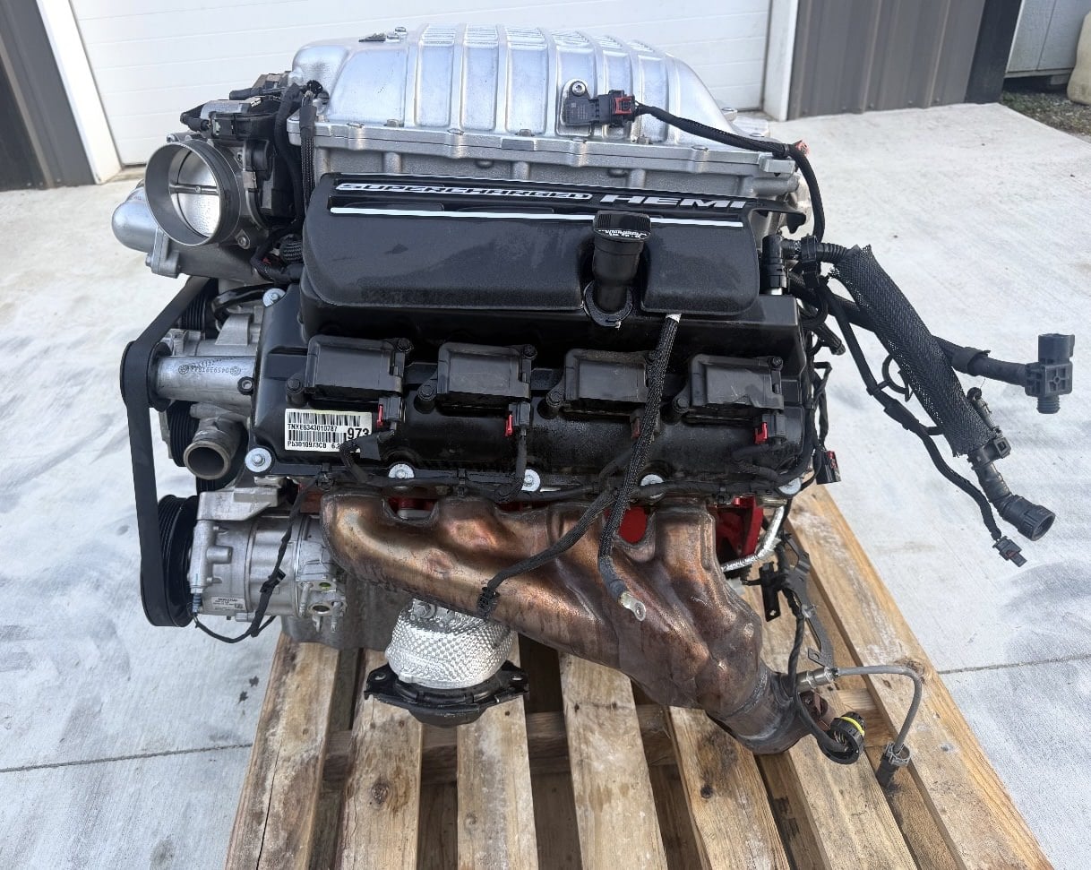 For Sale: An 807 BHP Charger SRT Hellcat Redeye "Jailbreak" V8 Engine